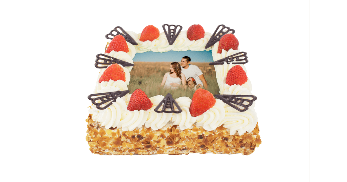 Slagroomtaart met verse aardbeien en chocolade - BestelTaart.nl